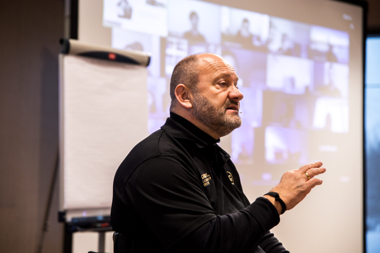 Leading Simple - Führen kann so einfach sein, wenn man weiß wie es geht.